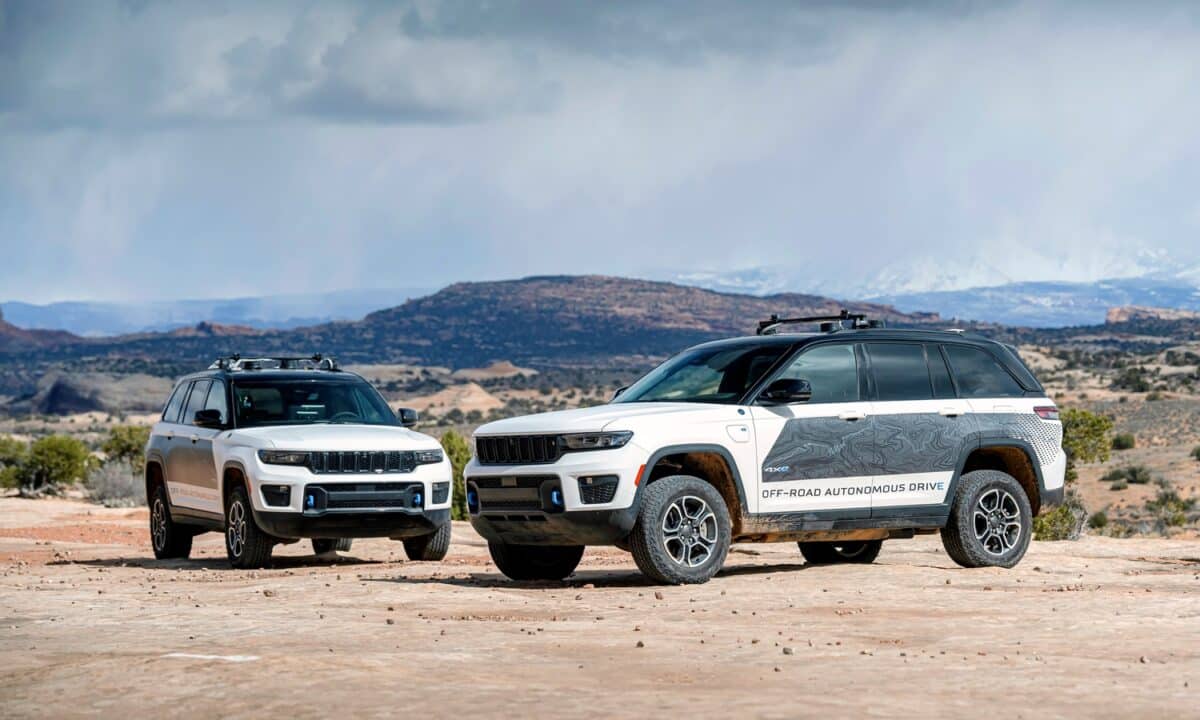 Jeep ya prueba la conducción autónoma para circular en campo…