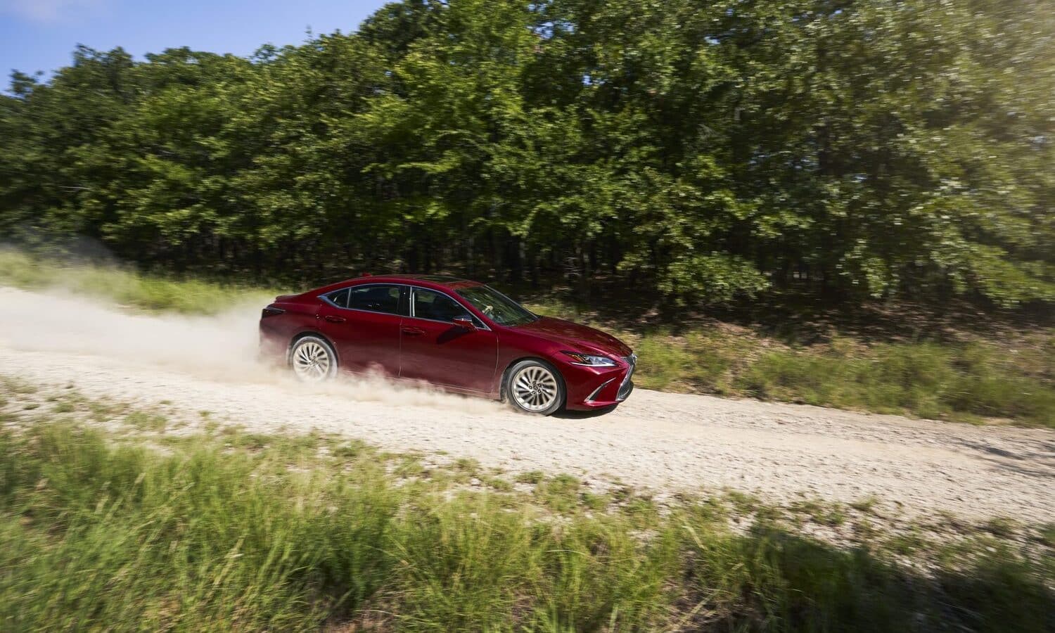 ¿Encuentras los cambios en el Lexus ES MY24? Saca la lupa pues