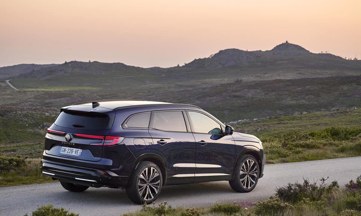 Prueba Renault Espace E-Tech 200 CV 7 plazas (con vídeo)