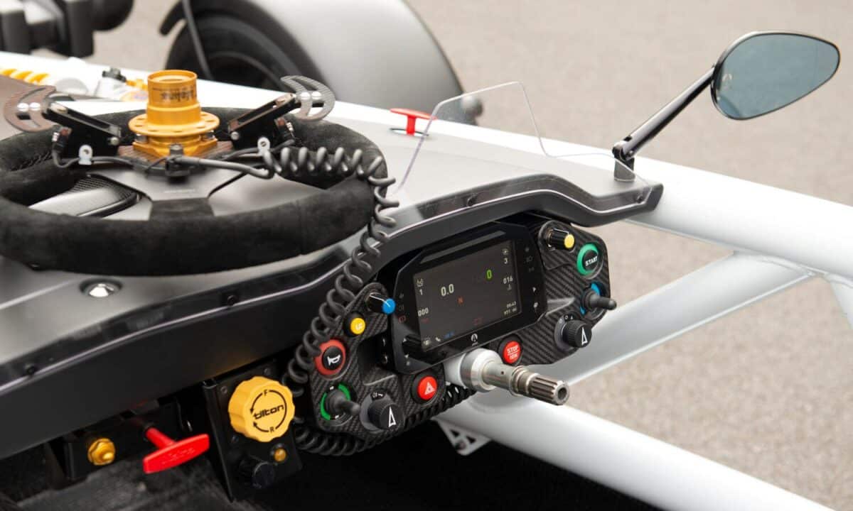 Ariel Atom 4R: 400 CV de pura diversión para menos de 680 kilos…