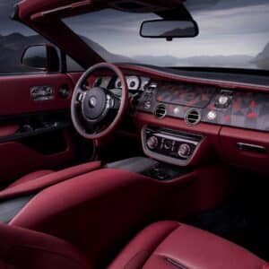 Rolls Royce celebra «el lujo» con el one-off La Rose Noir Droptail