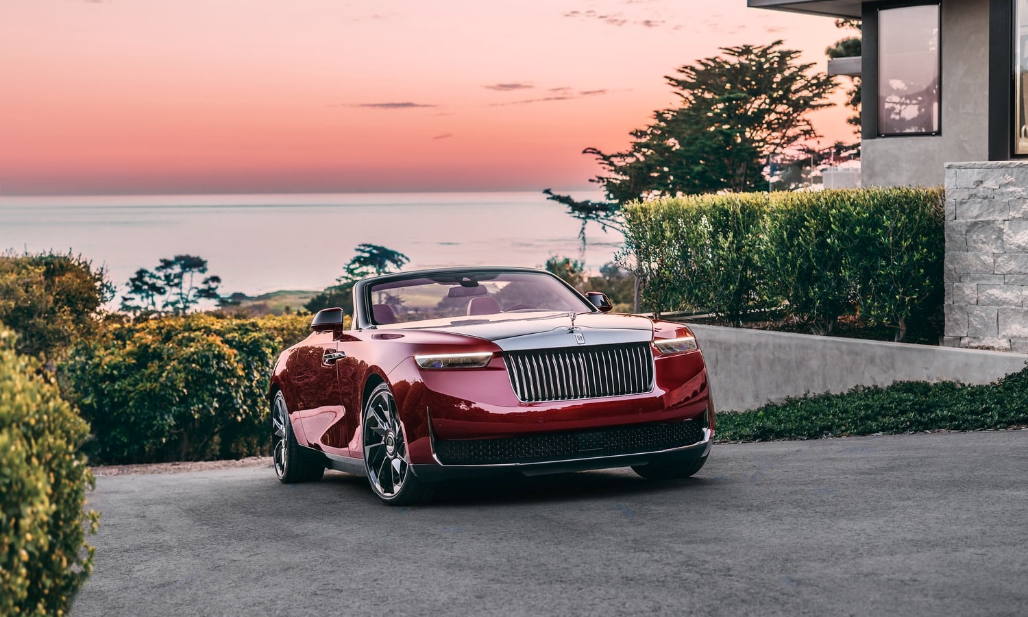 Rolls Royce slavi "luksuz" sa jednokratnim La Rose Noir Droptail