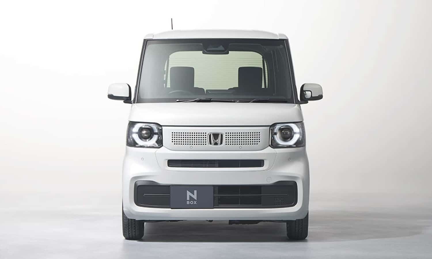 Honda N-Box: La solución a la movilidad en las grandes urbes…