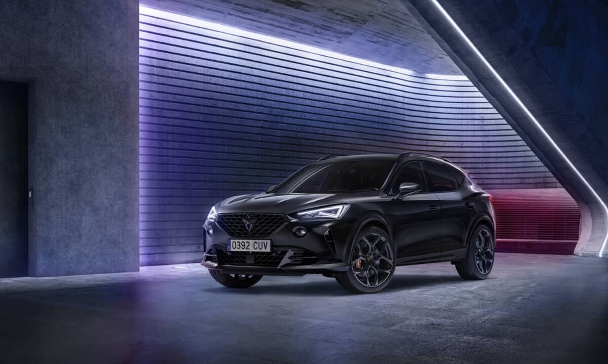 Nuevo Cupra Formentor VZ5 BAT: ¡390 CV, 500 unidades y todo al negro!