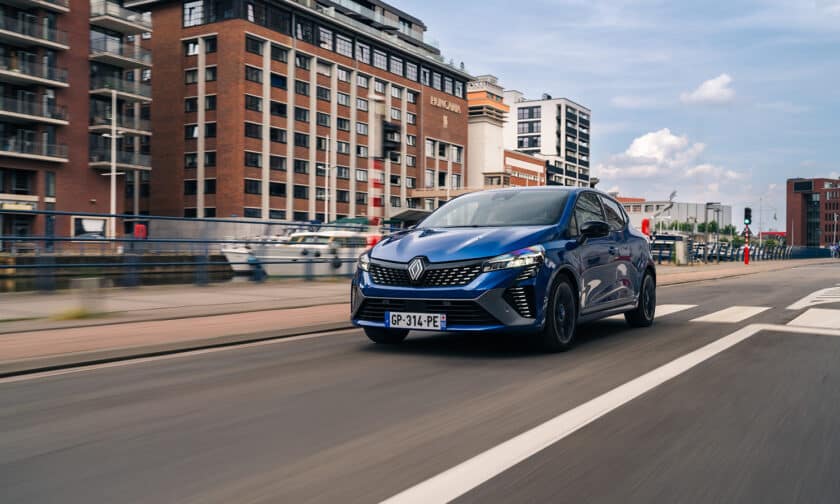 Así es la versión más básica y barata del Renault Clio en España…