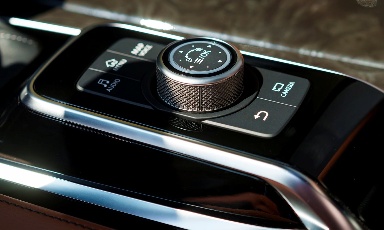 Infiniti QX80 MY24: Estirando «el chicle» de una receta de éxito…