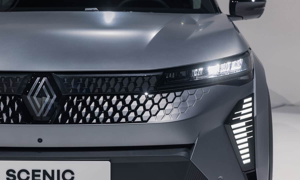 Renault Scenic: Euroopalla on jo uusi Vuoden auto 2024…