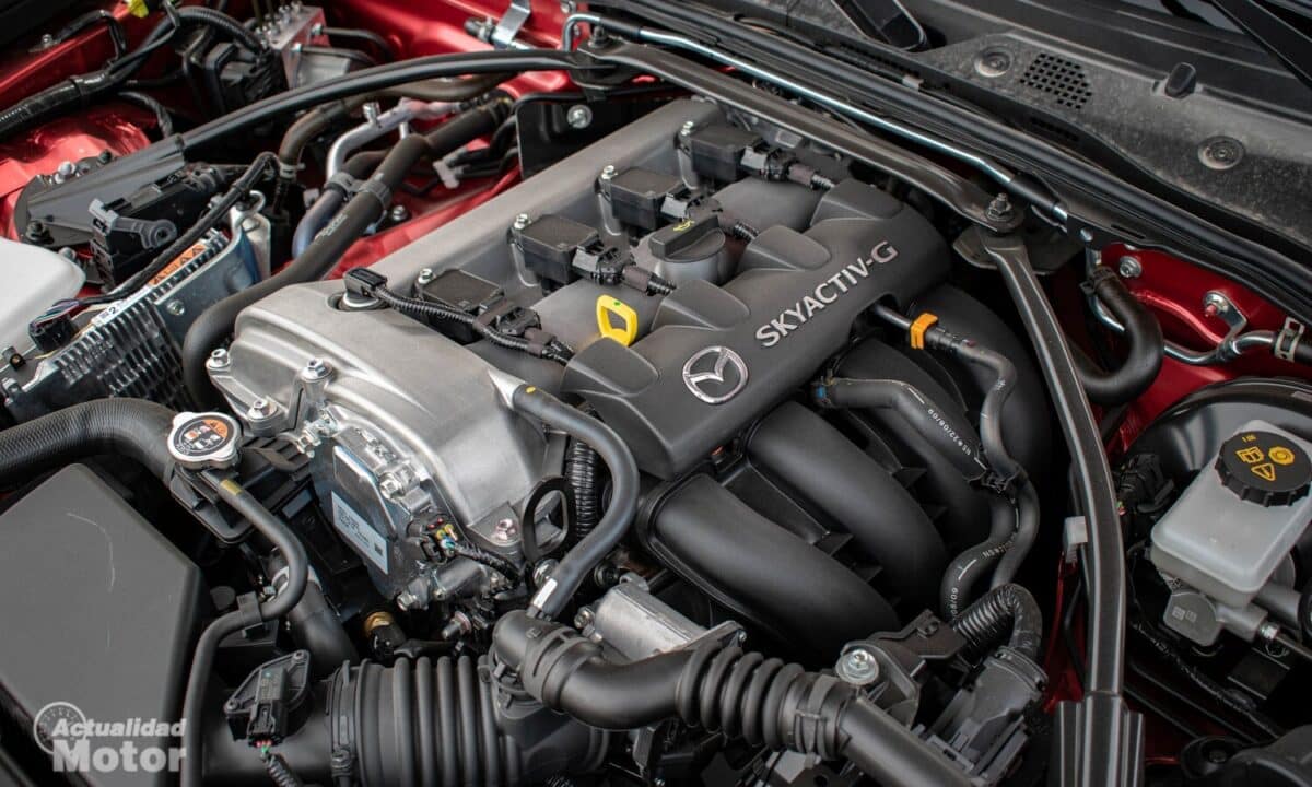 Mazda MX-5 RF test: Verrassing met deze 184 PK versie, Brembo remmen en ...