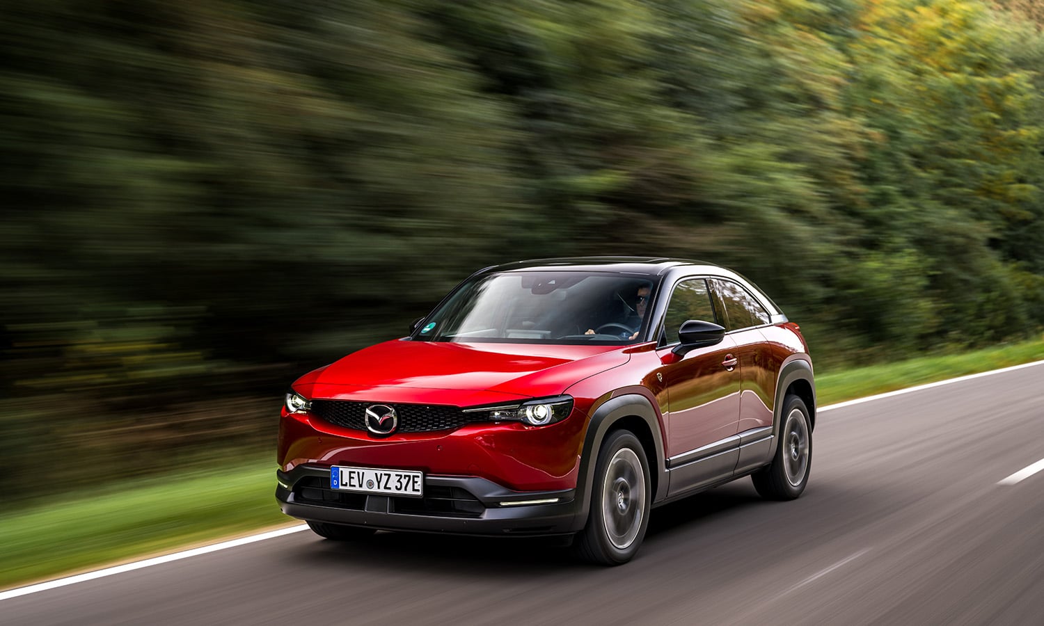 Prueba Mazda MX-30 R-EV 170 CV, el híbrido enchufable con motor rotativo (con vídeo)