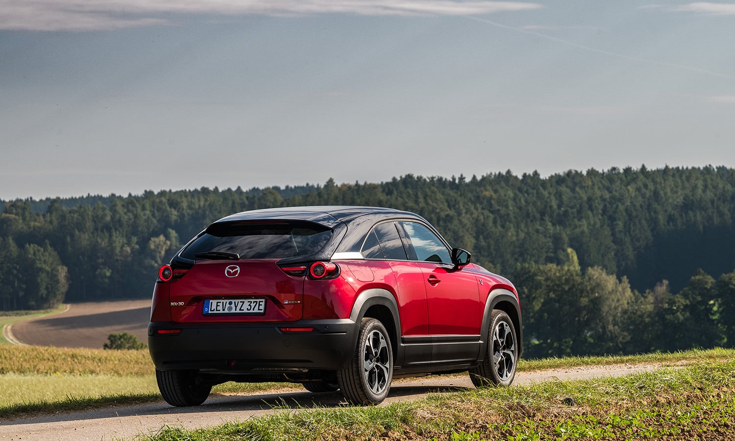 Prueba Mazda MX-30 R-EV 170 CV, el híbrido enchufable con motor rotativo (con vídeo)