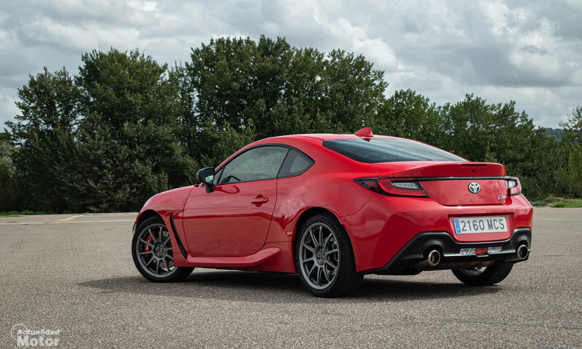 Prueba Toyota GR86, un deportivo «barato» y puro. Por esto no debes ...