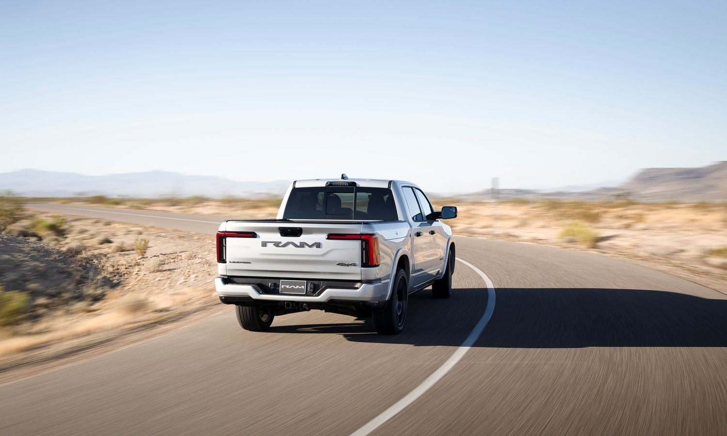 RAM 1500 Ramcharger: Pick up eléctrico de rango extendido…