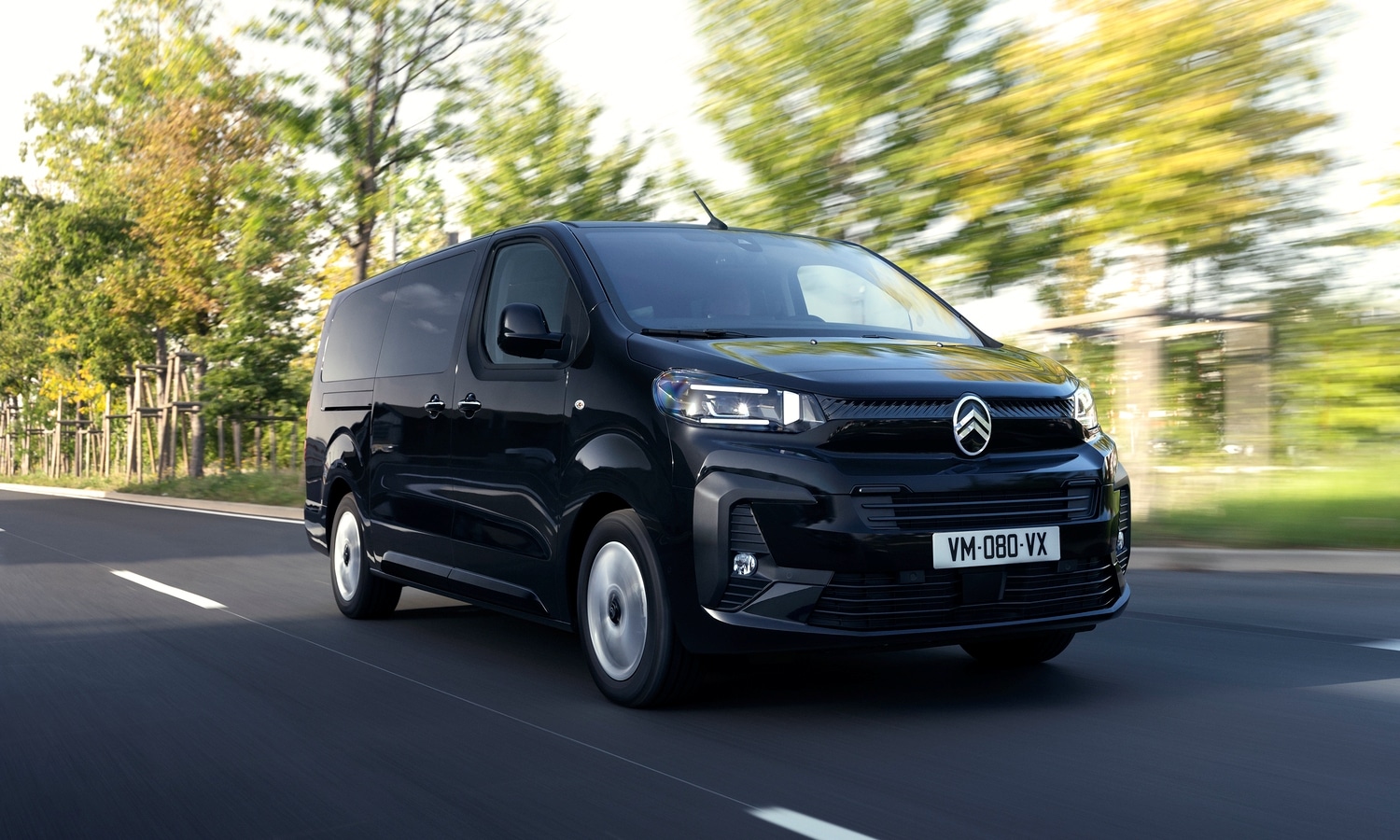 Citroën SpaceTourer: The French electric MPV debuts front and more…