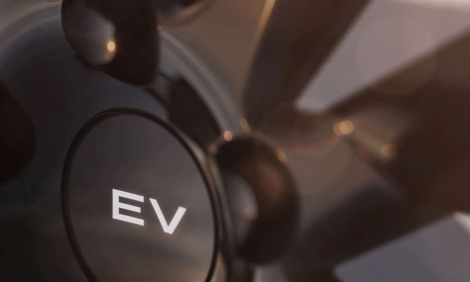 El primer Range Rover Electric se deja ver en estos teasers…