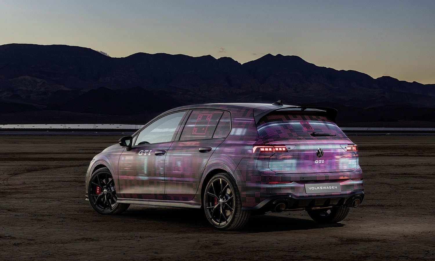 Prve slike, podaci i detalji Volkswagen Golfa 2024!