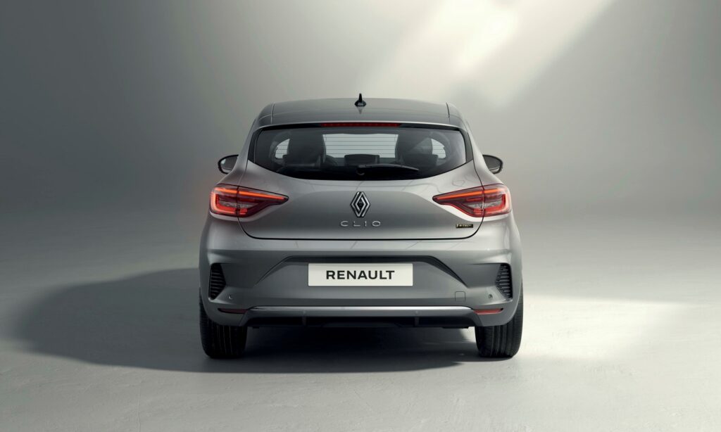 Sie spionieren den Renault Clio 2025 aus: Neues Design und neue Details ...