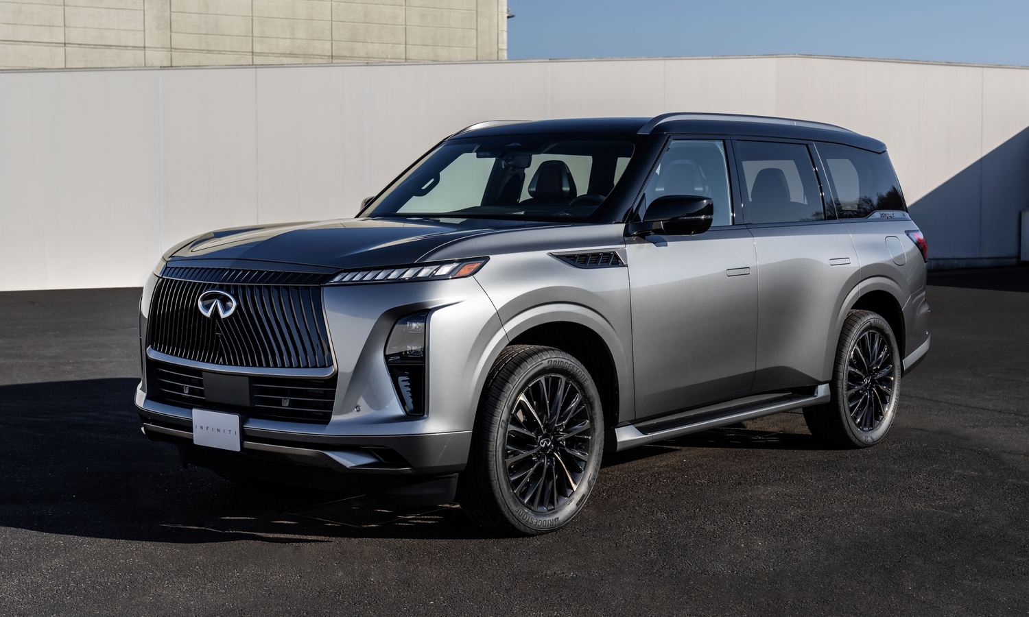 Infiniti QX80: El SUV premium que querrás en Europa y no tendrás