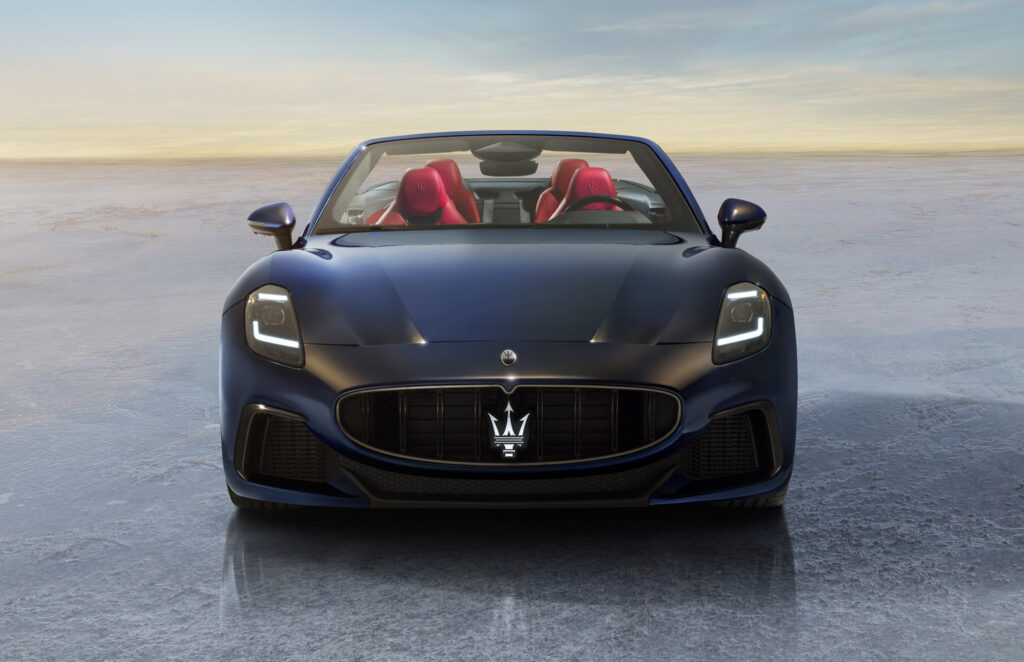 Maserati GranCabrio: 542 CV de puro placer y lujo al aire libre…