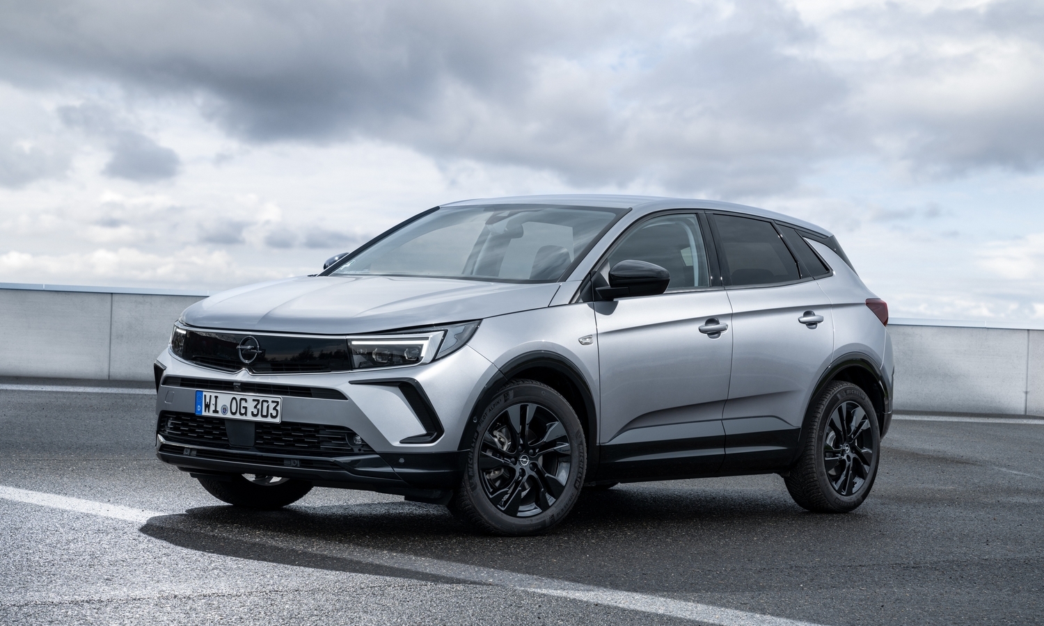 Opel Grandland Hybrid: La gama crece con 136 CV micro híbridos