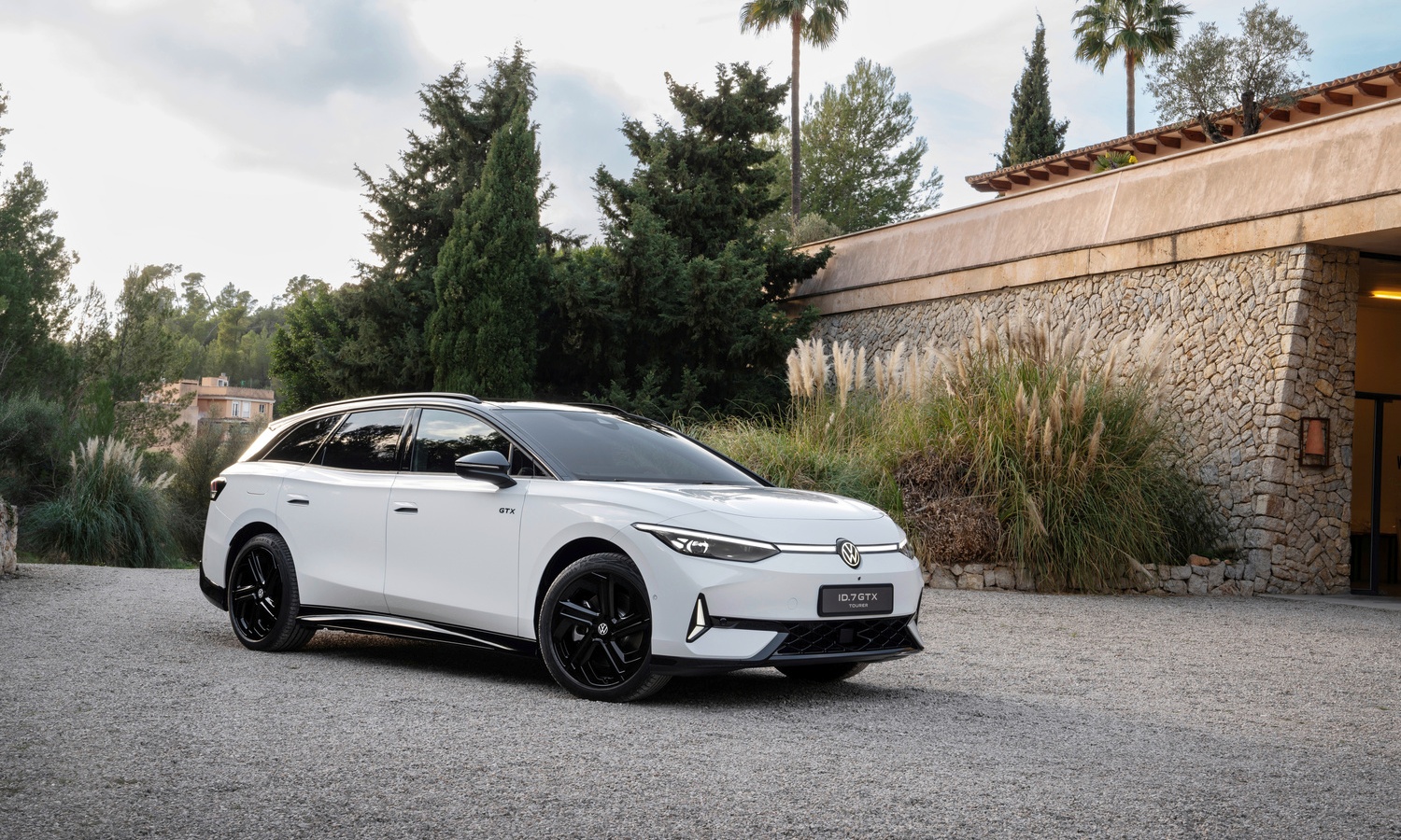 Volkswagen ID.7 GTX: 340 CV para papás enchufados y con prisa