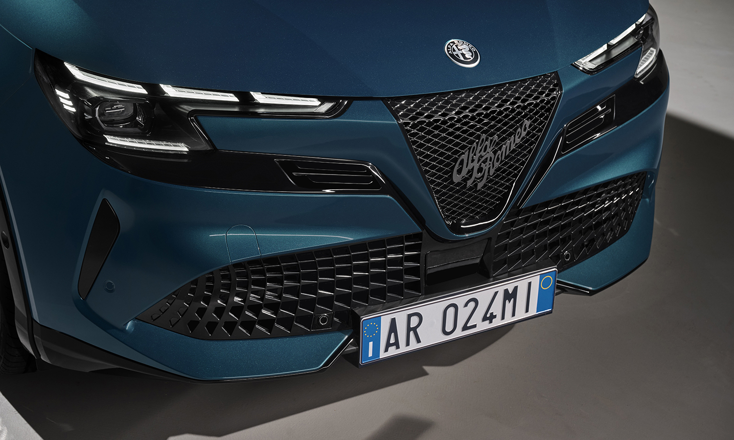 Alfa Romeo Milano, así es el primer coche eléctrico de Alfa (que ...