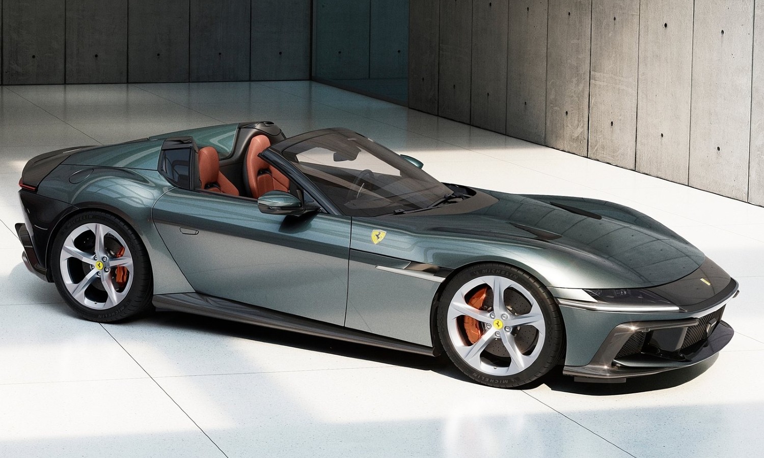 Ferrari 12Cilindri: reemplazo al Superfast con sabor a Daytona