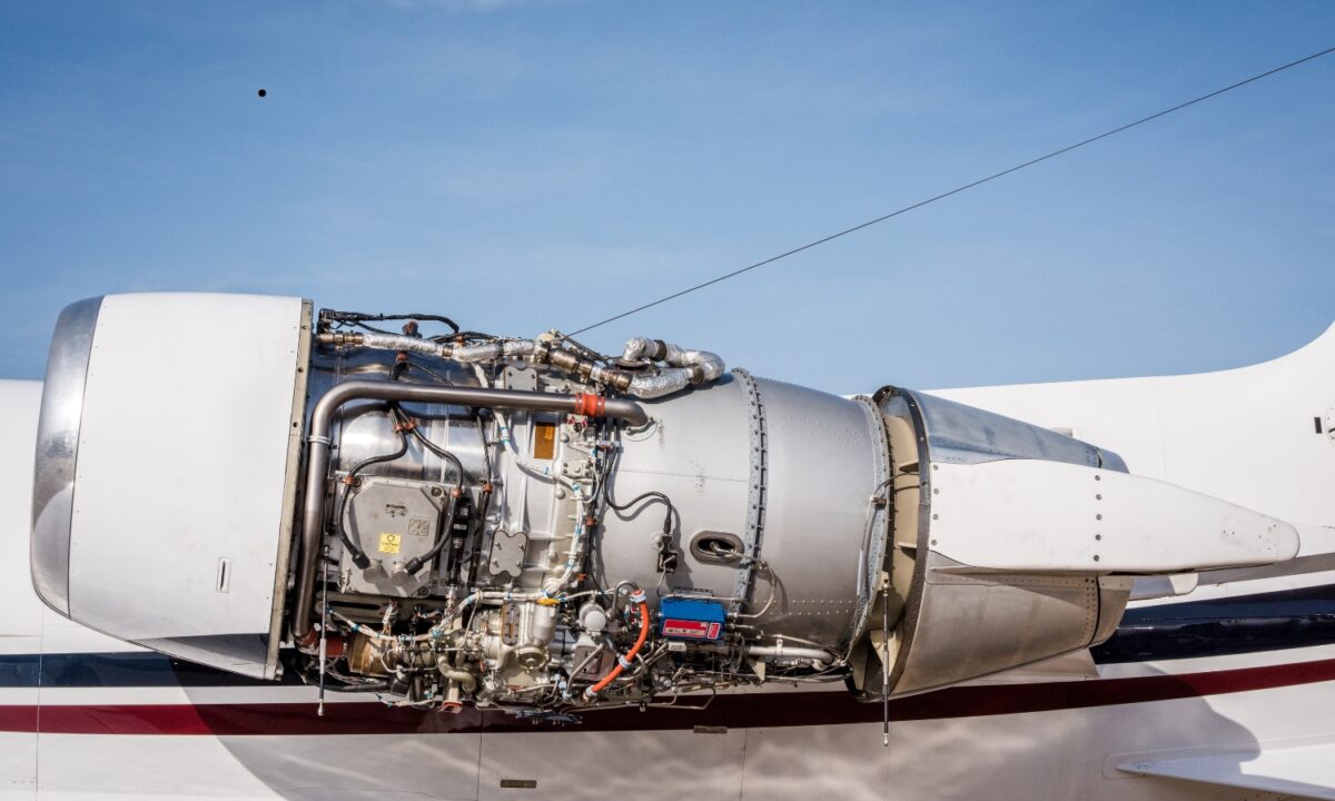 Motor a jato: o que é, como funciona e tipos