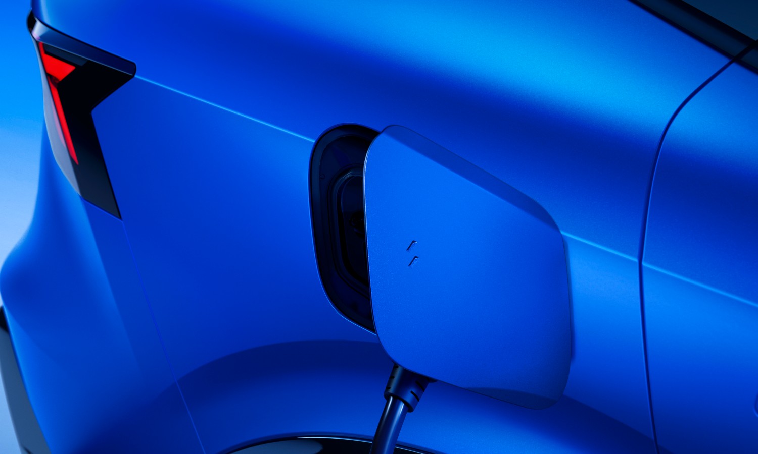 Renault Rafale 4×4 300 PHEV: con toquecito Alpine