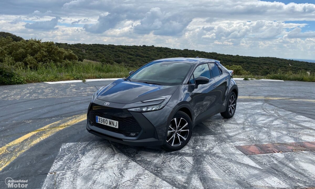 VÍDEO | Prueba del Toyota C-HR 200H Advance: ¿por qué es la mejor opción?