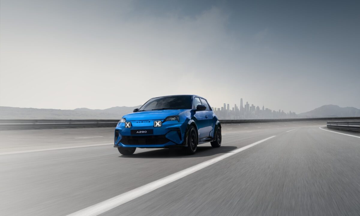 Renault 5 and Alpine A290: The electric duo that conquers 'Car of the ...