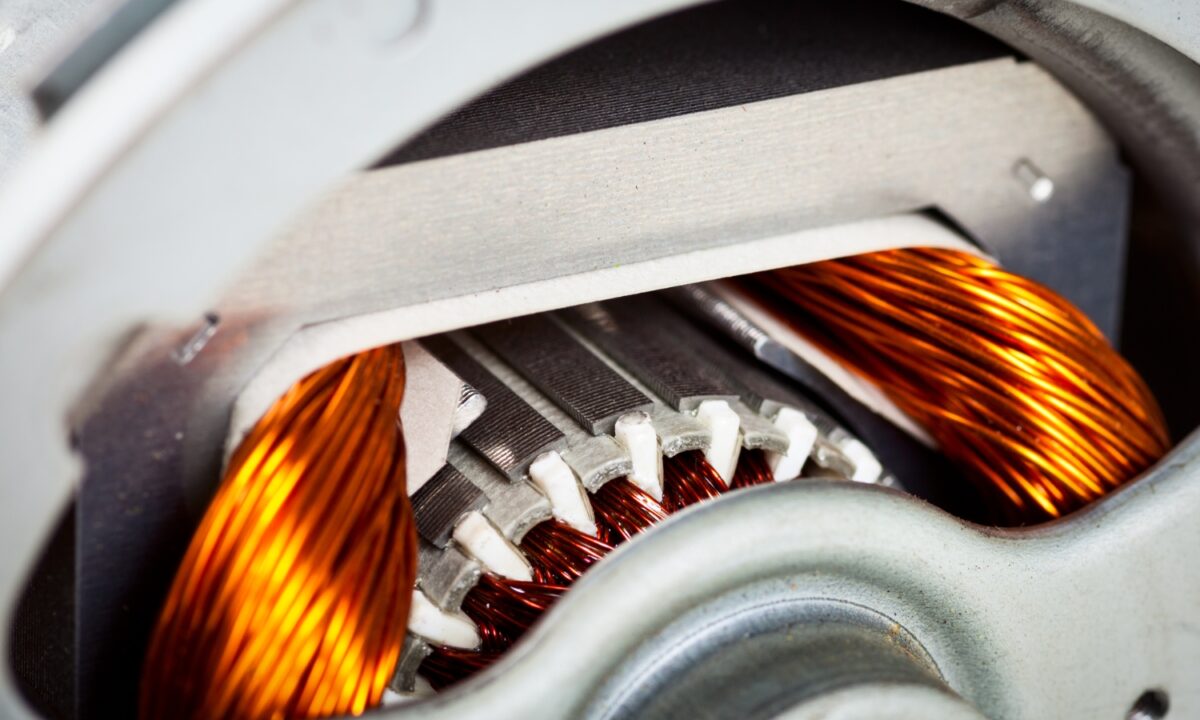 Electric Motors vs. Combustion Engines: How They Work and Key Differences