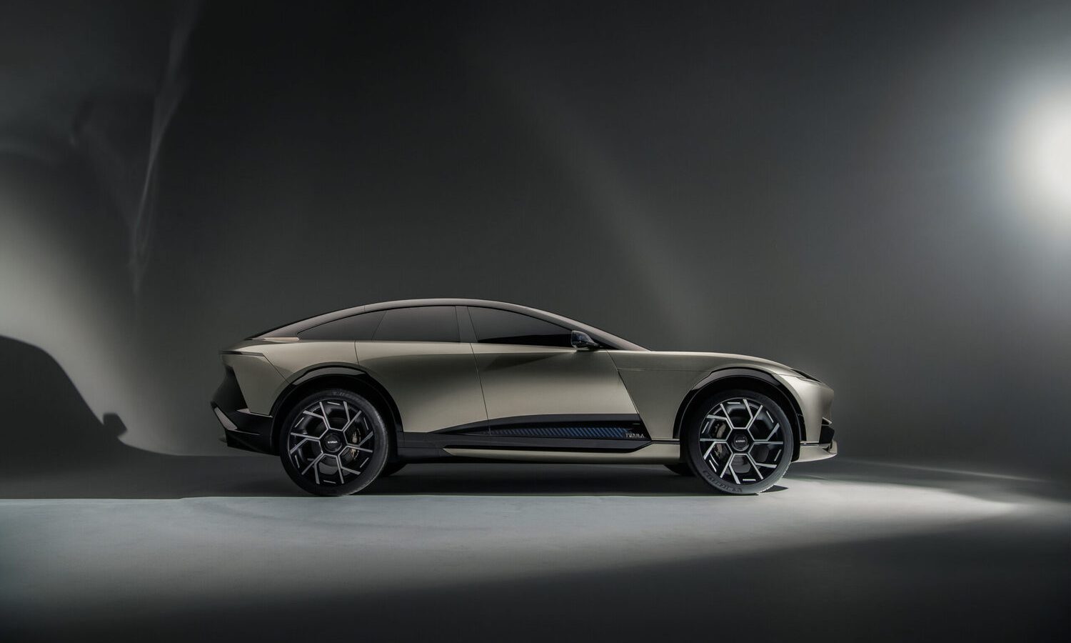 Karma Ivara. Los SUV´s PHEV premium están de moda…