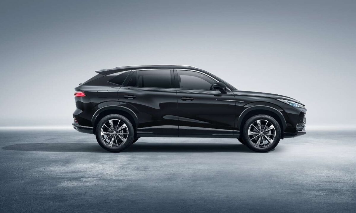 MG HS 2024, así es su versión PHEV