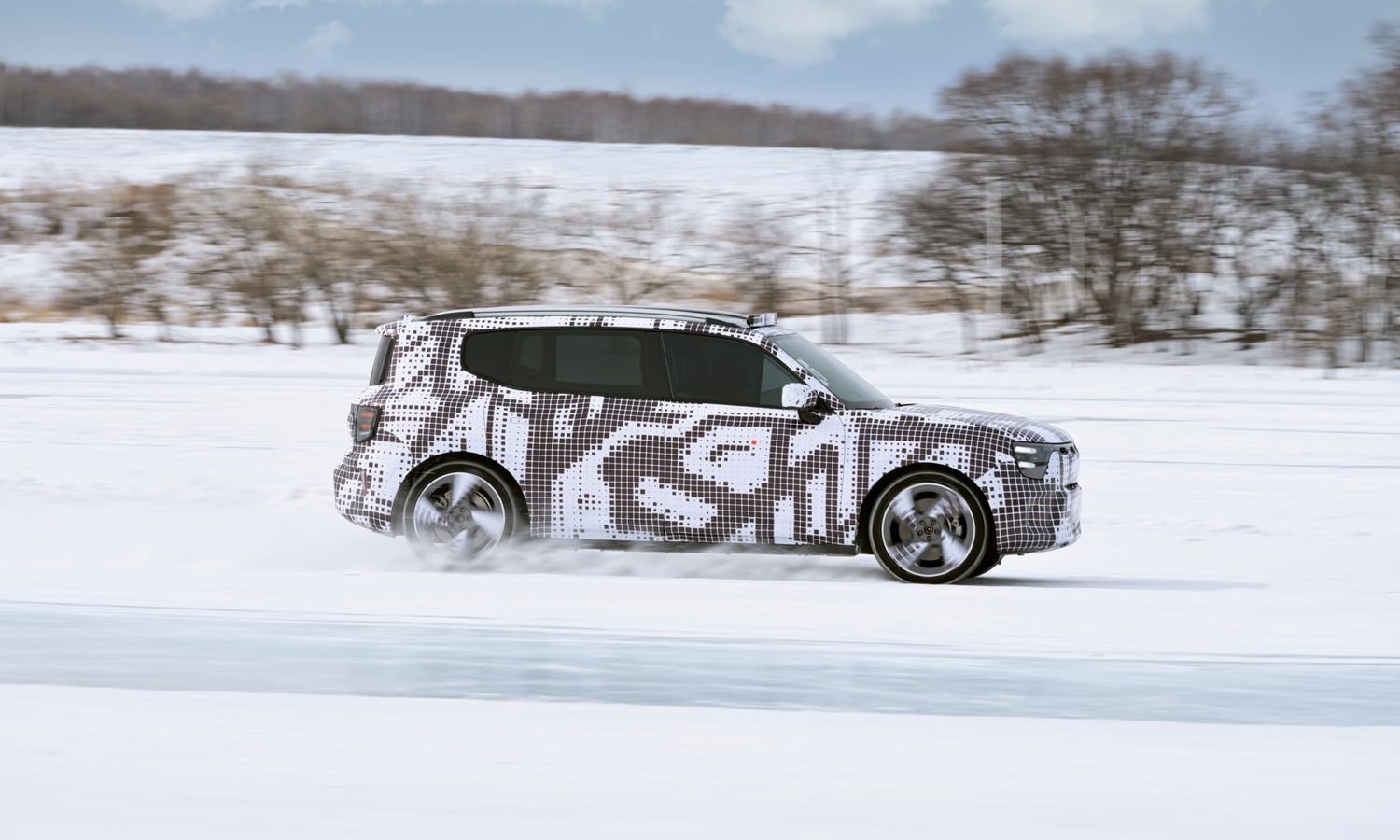 Smart #5. Con estas fotos «espía» anuncia su presentación oficial