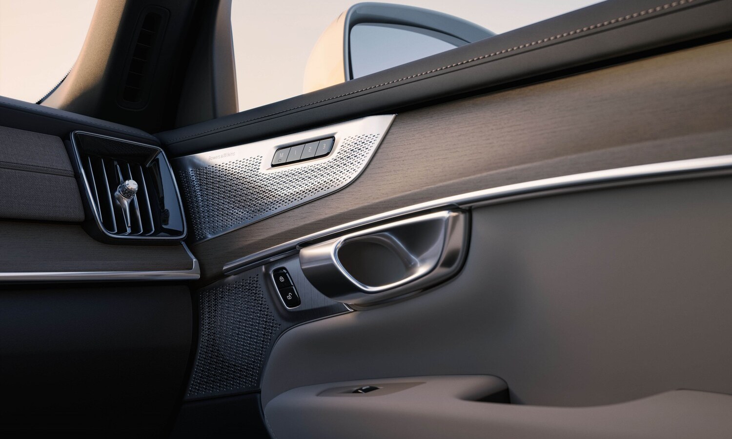 Volvo XC90. El SUV premium sueco se vuelve más refinado…