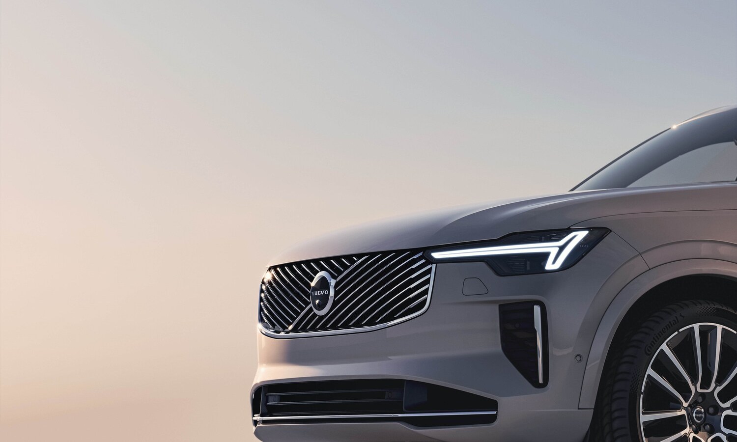 Volvo XC90. El SUV premium sueco se vuelve más refinado…