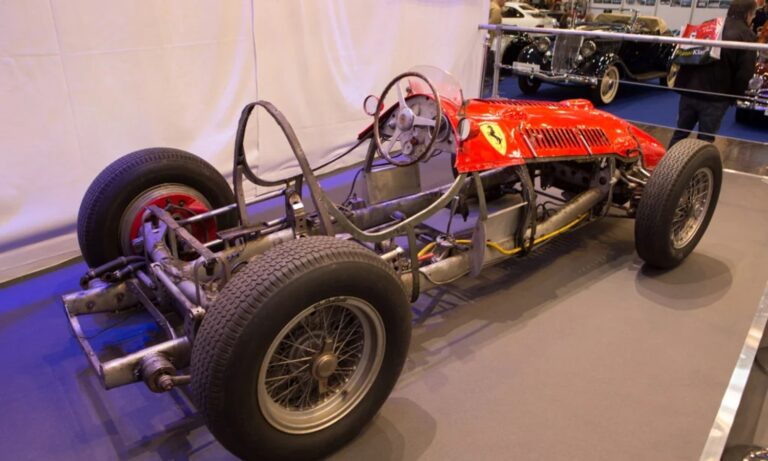 F1 construction methods: Monocoque vs Ladder vs SpaceFrame vs Backbone