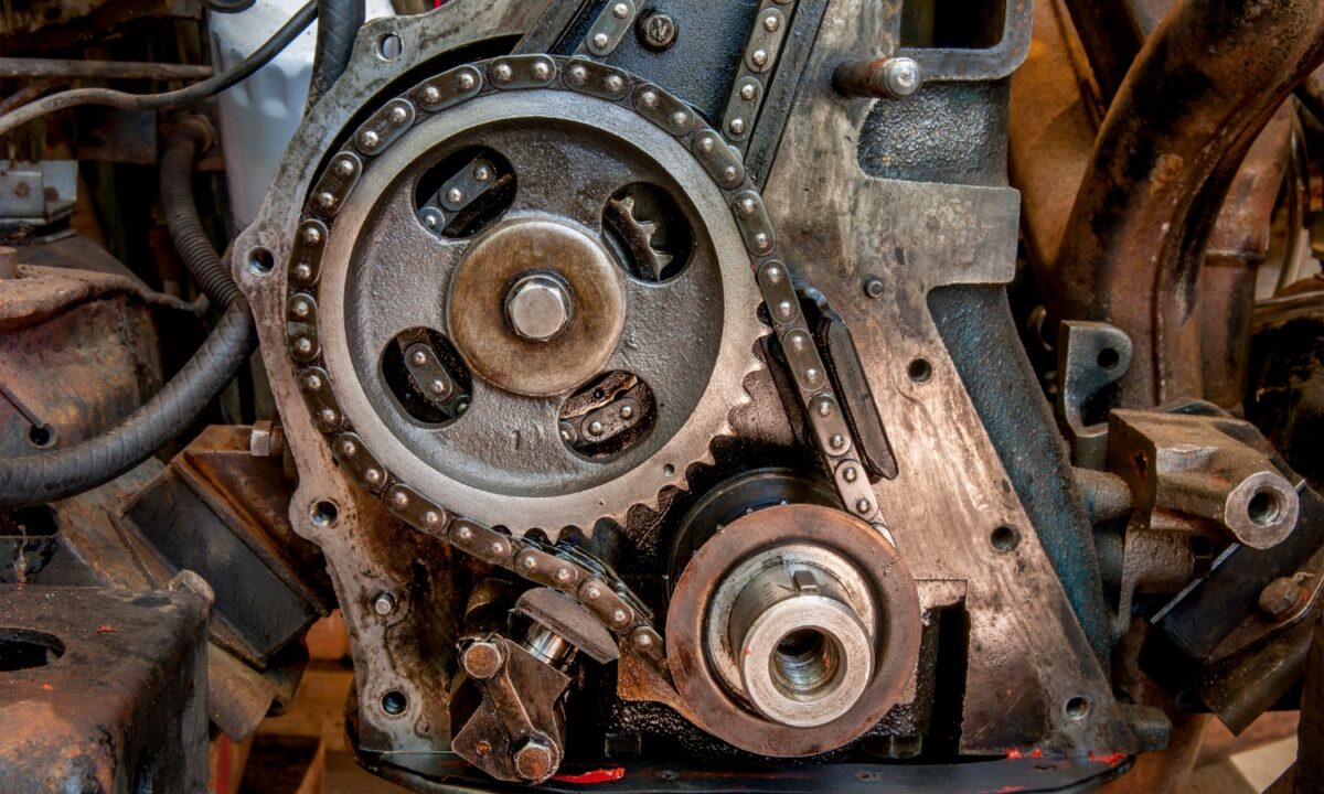 Belt vs. chain vs. gear distribution: pros and cons