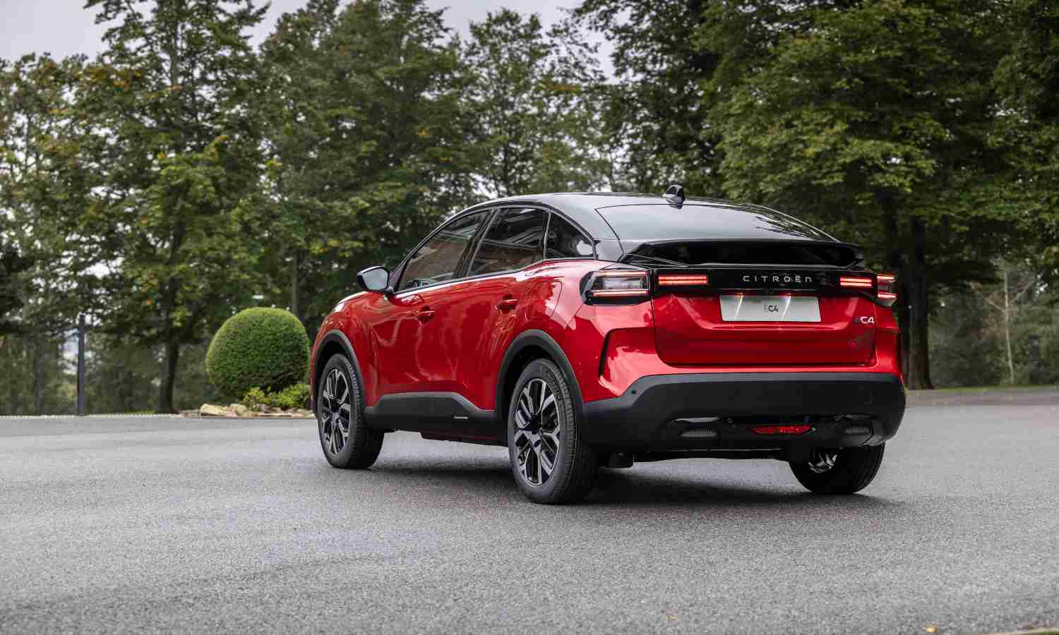 Nouvelles Citroën C4 et C4X 2025 : un restylage qui mise sur la ...