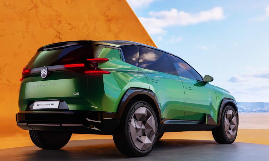 Citroën C5 Aircross Concept: anteprima di cosa è previsto per il 2025