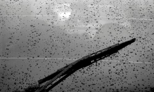 All about the heated windshield: Advantages, operation and types