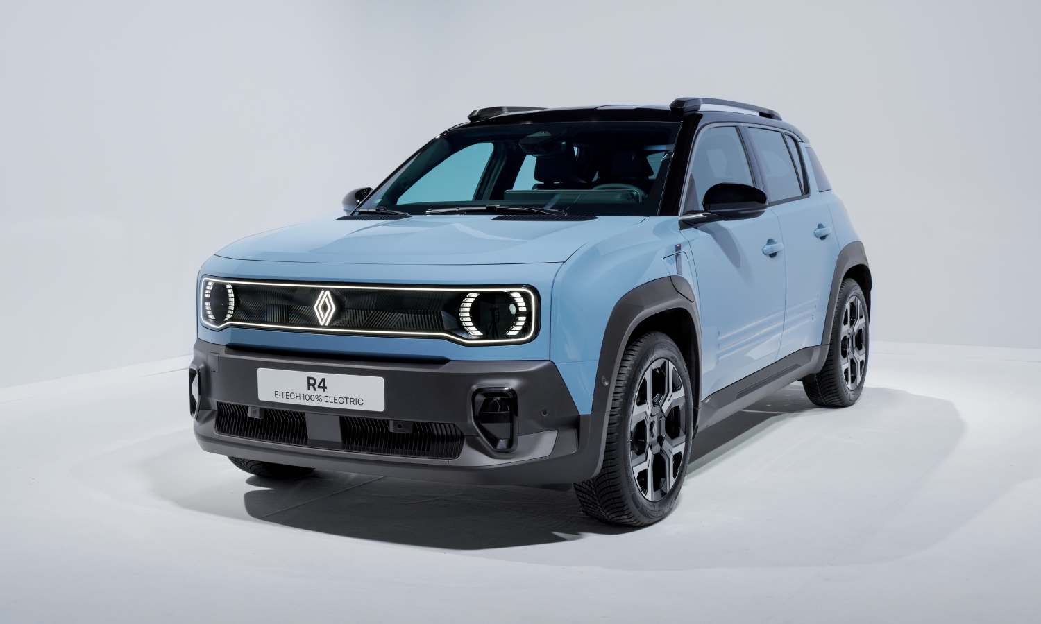 Elektriskā Renault 4 E-Tech: “Četru kārbu” atgriešanās mūsdienu laikmetā