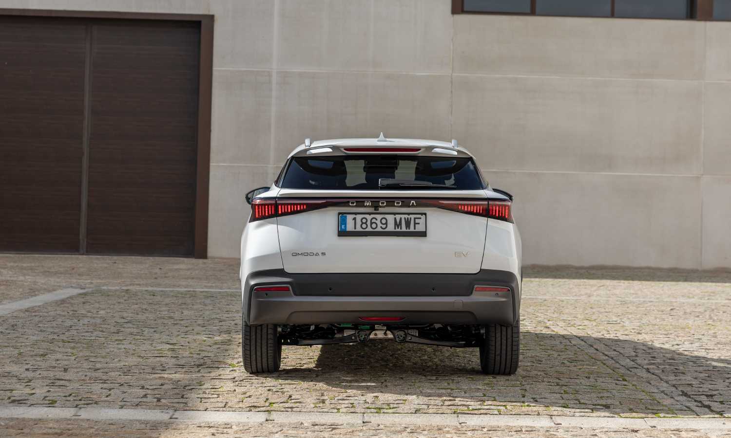 Omoda 5 2025: chega a versão elétrica e melhoram (muito) a gasolina