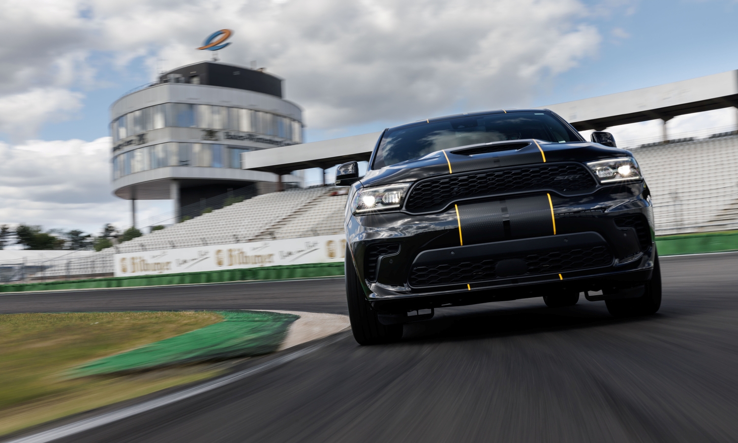 All the details of the special edition Dodge Durango SRT 392 AlcHEMI 2024