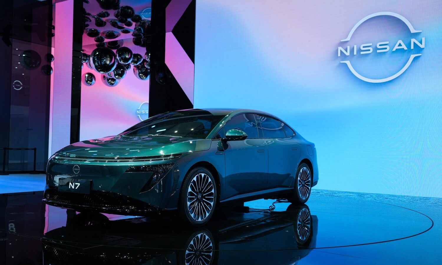 Nissan N7 EV. La nueva berlina eléctrica de Nissan para China…