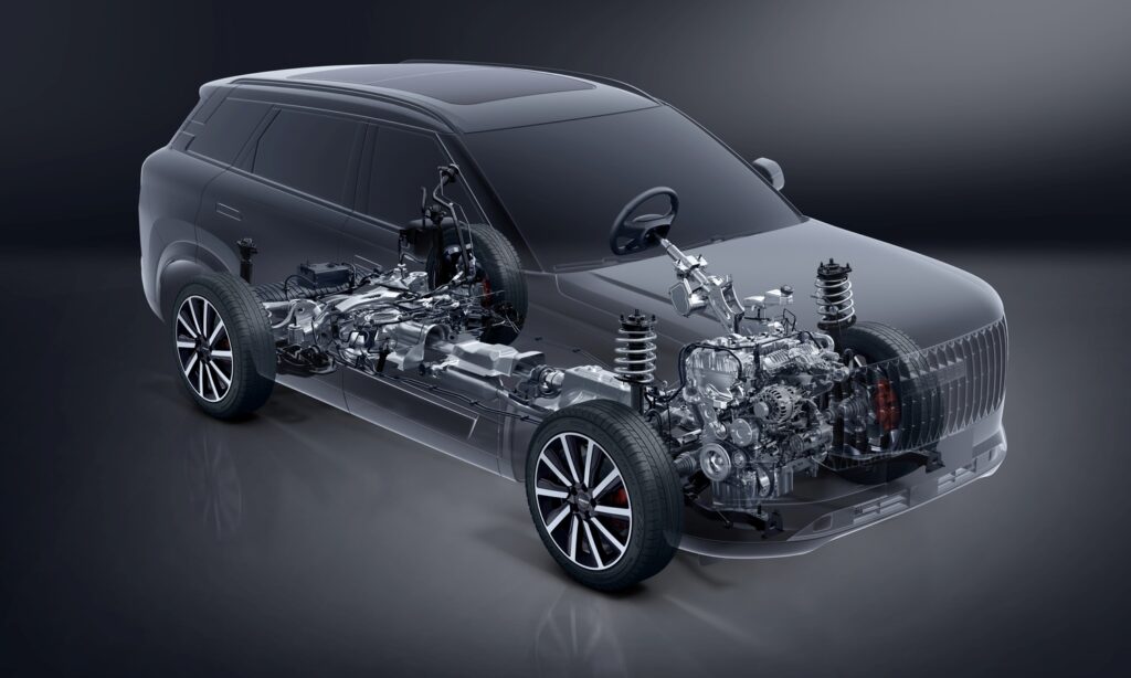 New JAECOO 5: The compact SUV that bursts into Spain with three engine ...