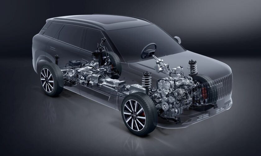 New JAECOO 5: The compact SUV that bursts into Spain with three engine ...