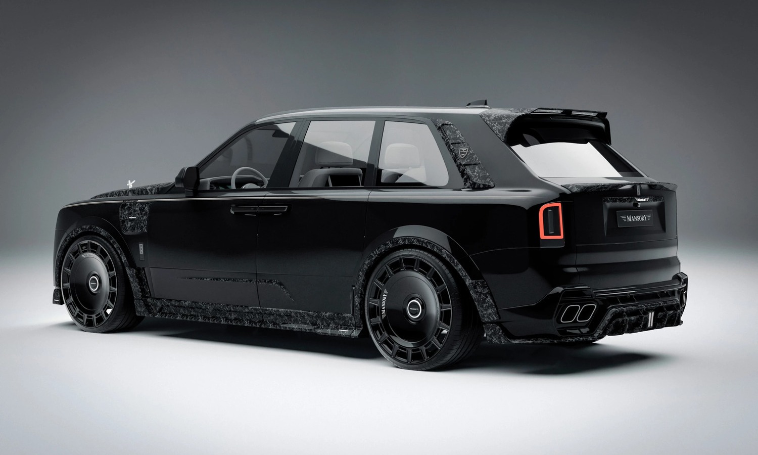 Rolls Royce Cullinan Mansory: La perfección automovilística hecha lujo