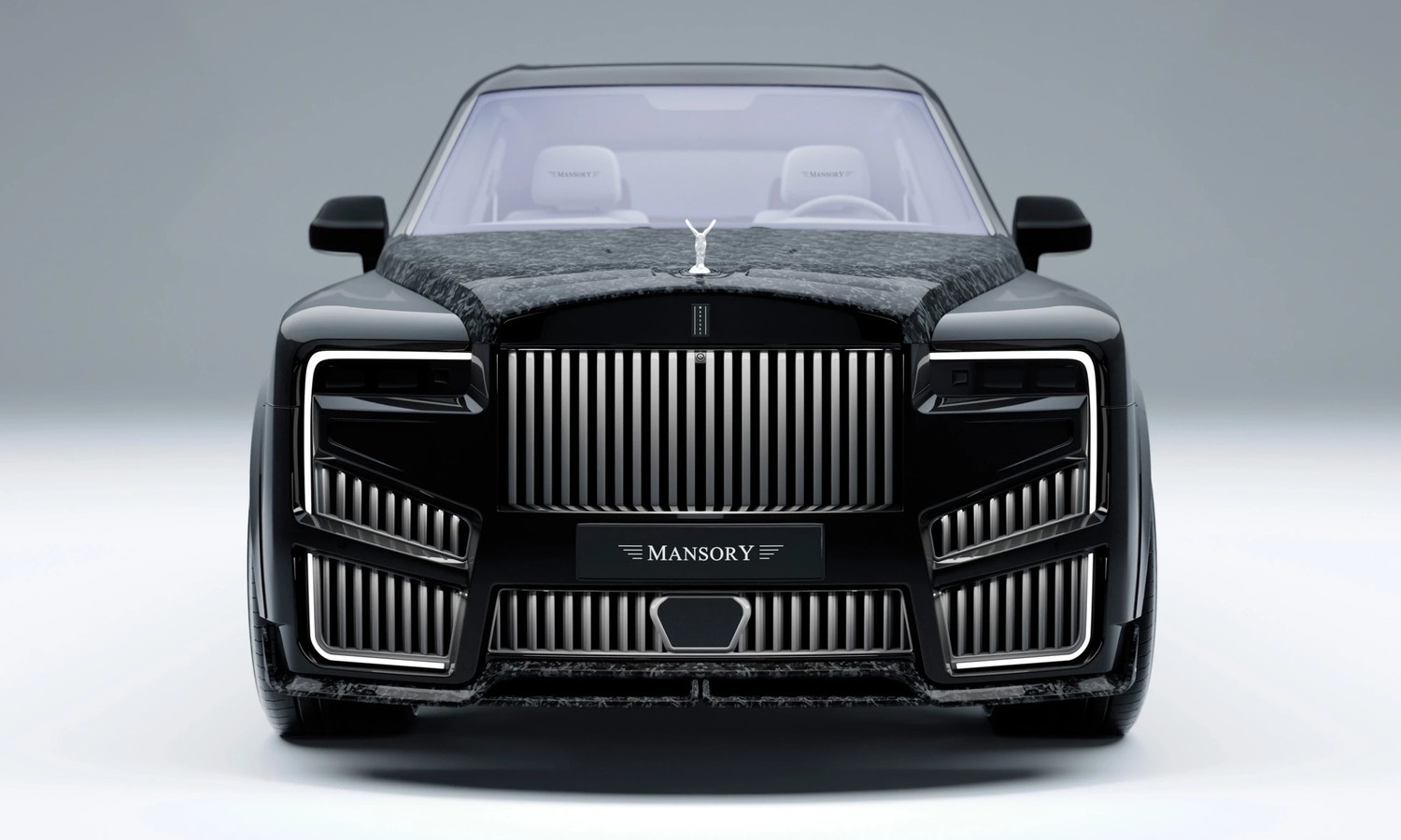 Rolls Royce Cullinan Mansory: La perfección automovilística hecha lujo