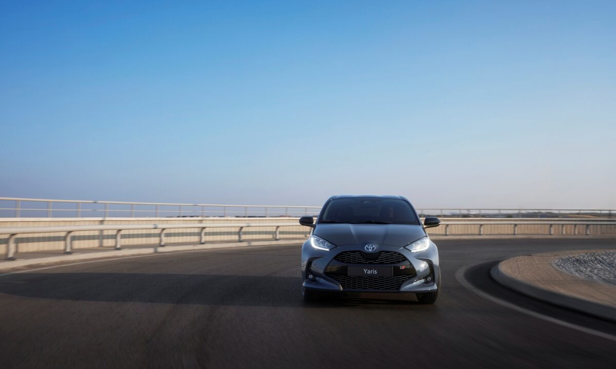 Toyota Yaris 2025: Hybrid renovation with a sporty touch and technological improvements